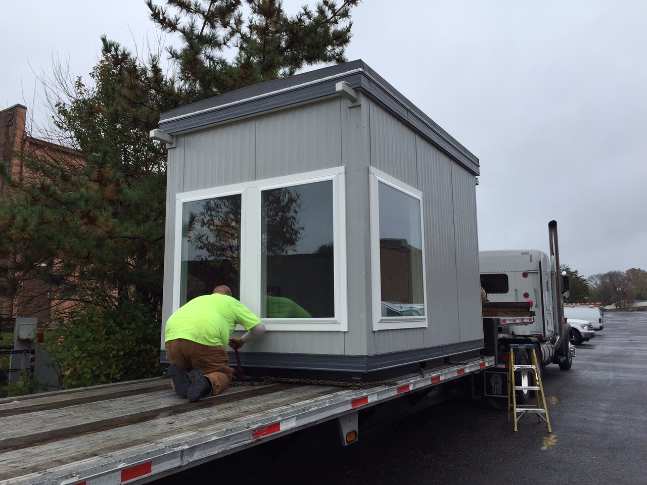 Guard Houses-Guard shacks-Custom Booths - guardhousesonline.com